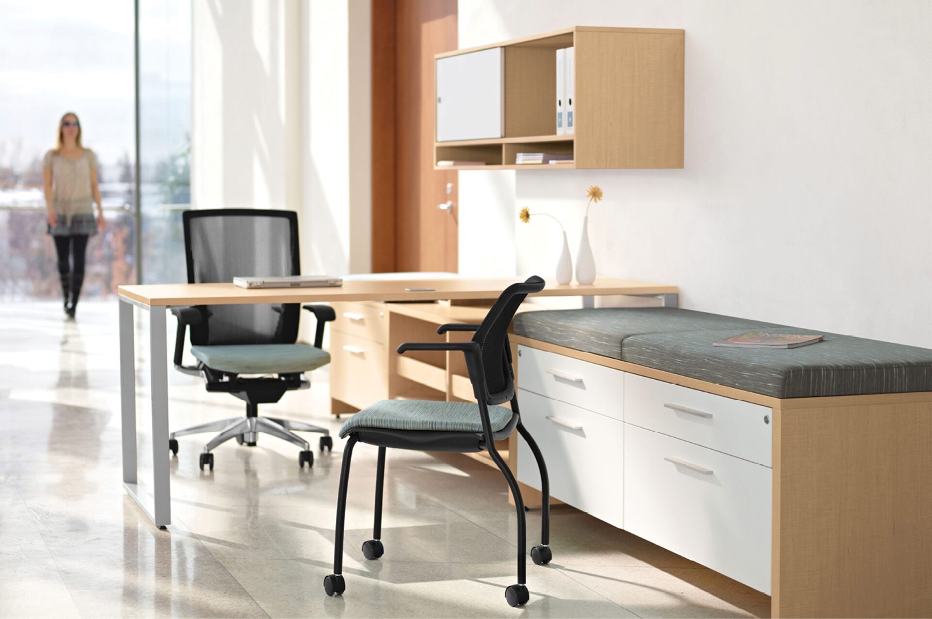Modular Desks | Direct Office Furniture | Workspace Design & Furnishing